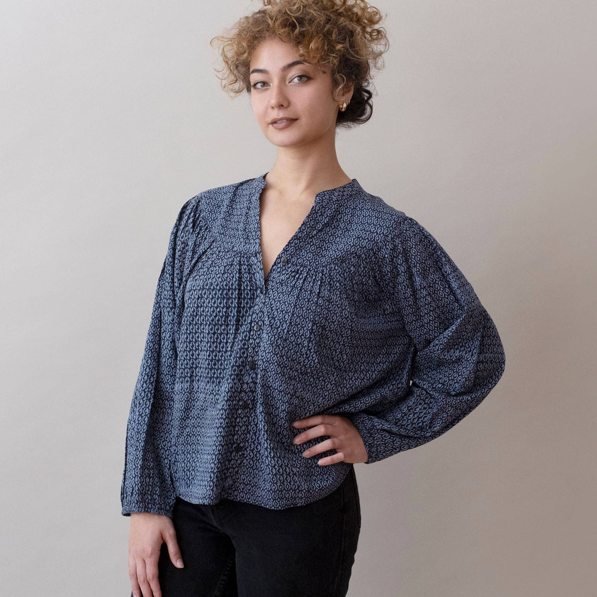 Isobel Top- Esmee Navy – CONRADO®